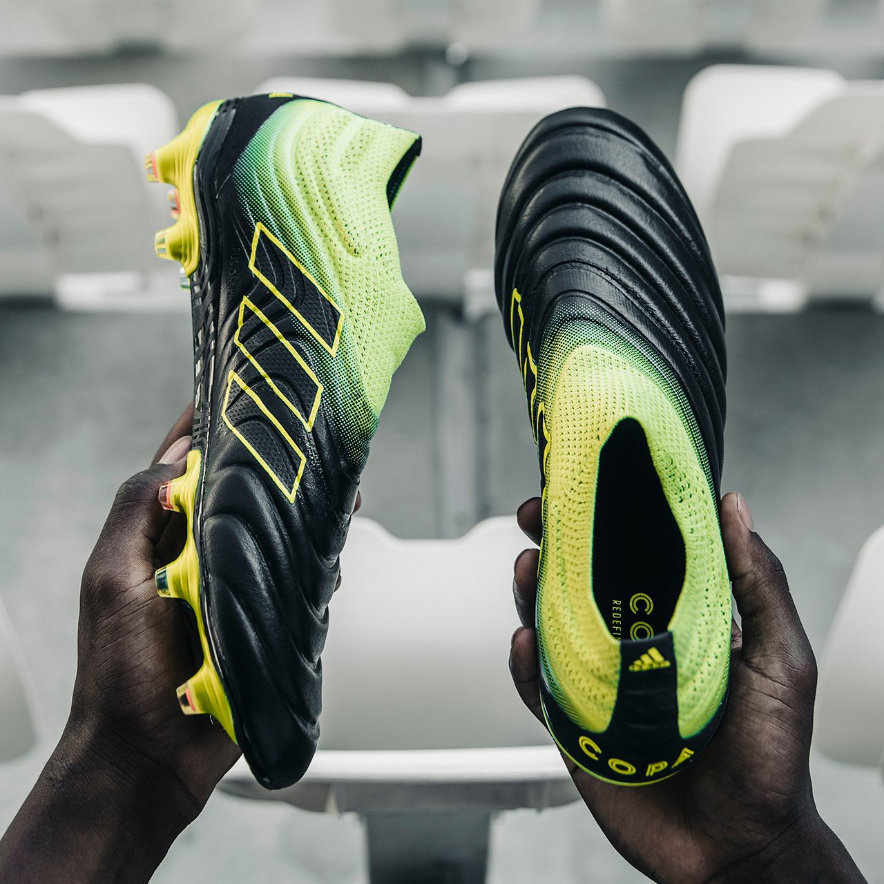 Nueva colección de botines adidas Exhibit Pack - Marca de Gol