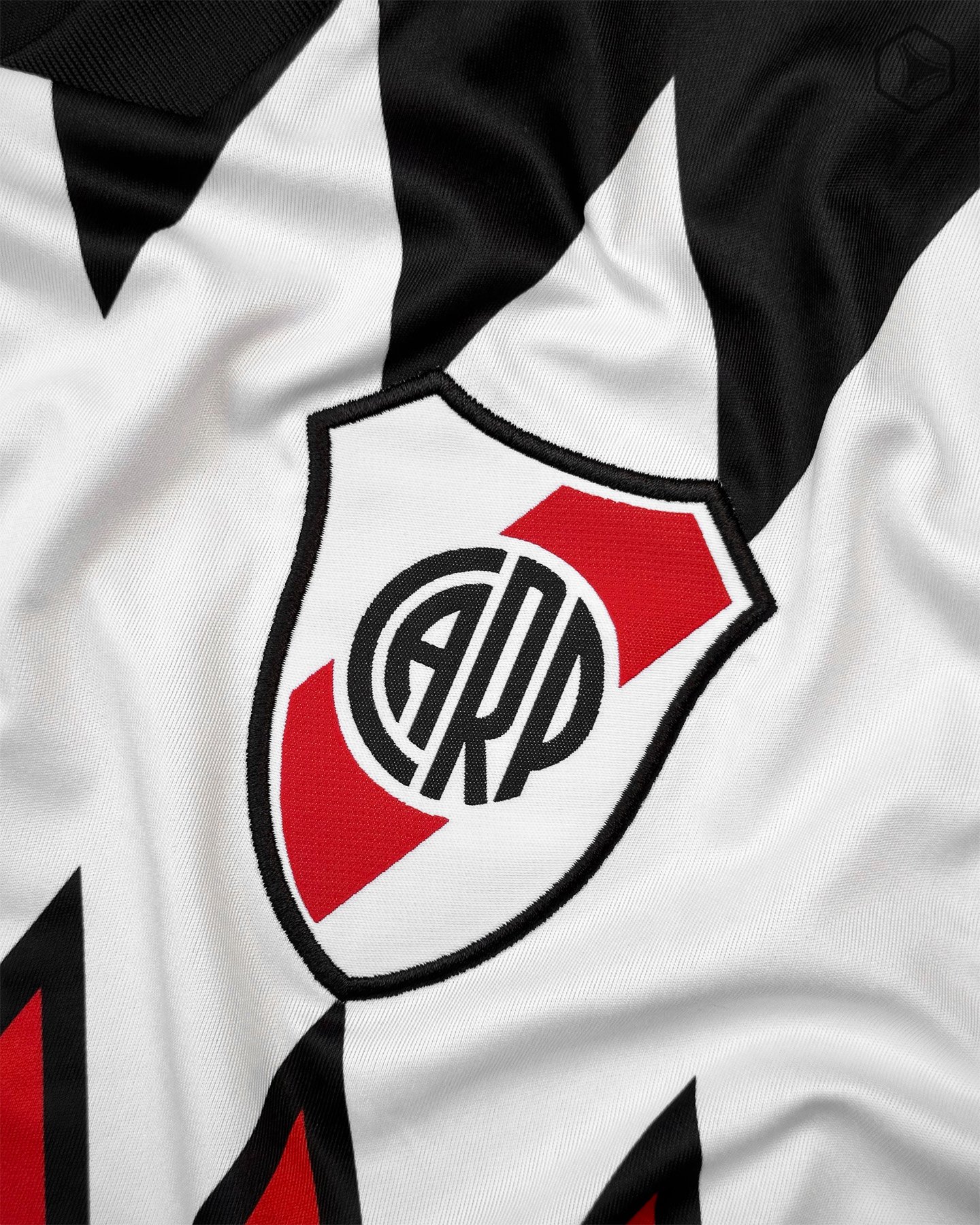 Review Camiseta alternativa adidas de River Plate 2023 2024 - Marca de Gol