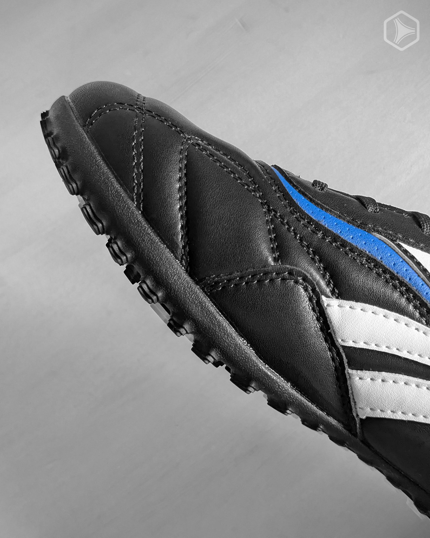 Review | Reebok Essence - Marca de Gol