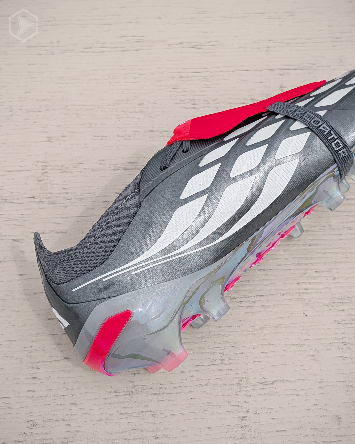Review | adidas Predator 26 Elite - Marca de Gol